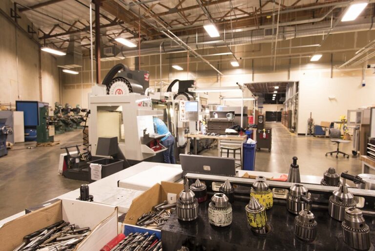 AMTEC: Everett’s Center for Manufacturing Education - Aerospace ...